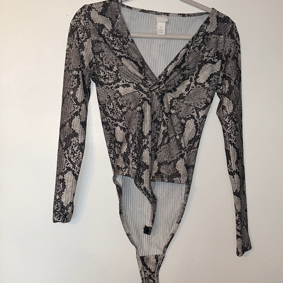 H&M | Tops | Snake Skin Print Bodysuit | Poshmark